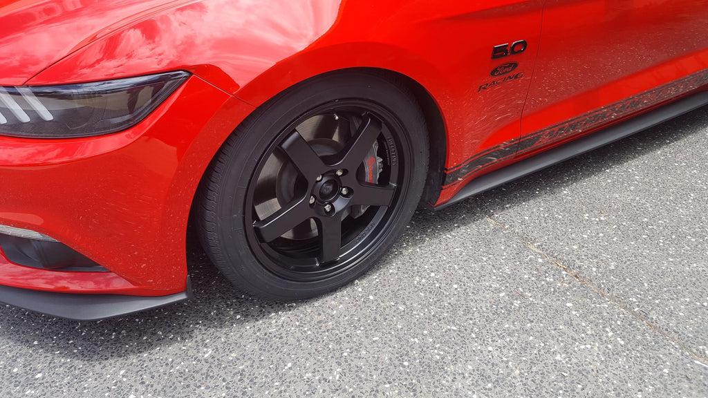 Ford Mustang 19" Front Runner Drag Wheel – Automotive Authority